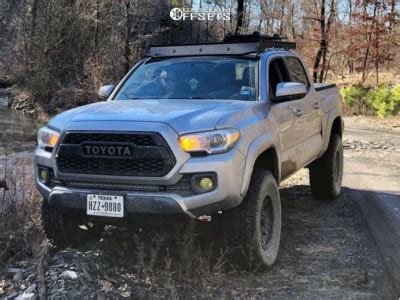 2017 Toyota Tacoma With 17x8 5 0 Method Nv And 285 70r17 Nitto Ridge