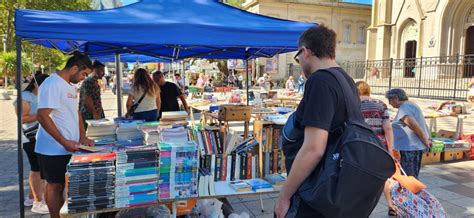 Canje Y Compra De Libros Escolares Usados Una Feria Para Ahorrar