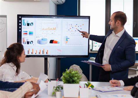 Definition And Benefits Of Crowdsourcing