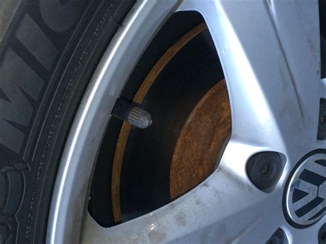 2013 Volkswagen Passat Extreme Rust On All 4 Rotors And Calipers 1