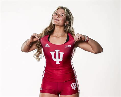 Bridget Beyer Bridgetbeyer42 • Instagram Photos And Videos