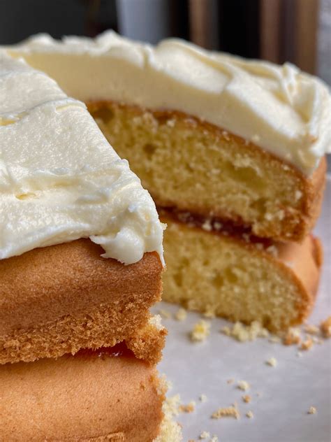 Cream Layer Cake