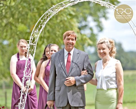 Caleb And Mischa Egolf Ligonier Wedding At Egolf Farms