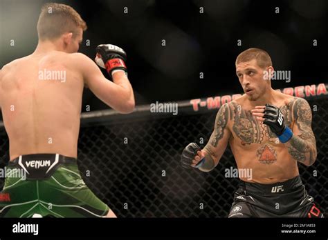 Las Vegas Nv December 10 R L Steven Koslow Battles Cameron Saaiman In Their Bantamweight