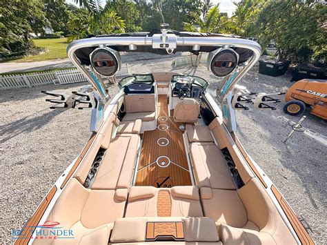 Used 2024 Mastercraft X24 33037 Key Largo Boat Trader