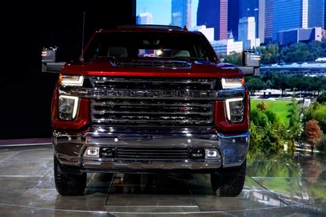 Fans And Critics Agree The 2020 Chevy Silverado Hd Is Just Plain Ugly