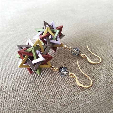 Modular Origami Tetrahedron Hanabi Five Intersecting Tetrahedron