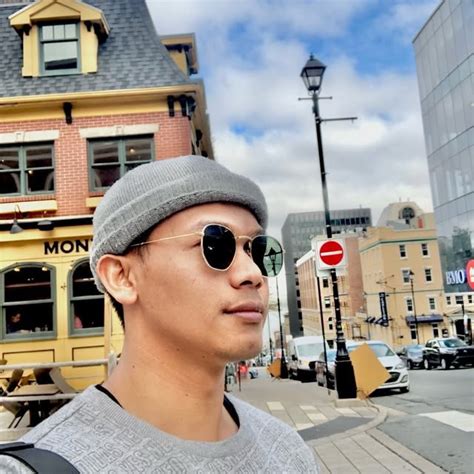 𝗖 𝗢 𝗪 𝗕 𝗢 𝗬 Hendyjoe • Threads Say More