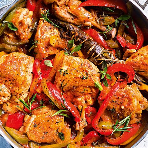 Ricetta Insalata Di Pollo Allananas E Mandorle La Cucina Italiana