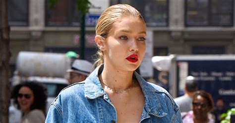 Gigi Hadid Wants Plastic Surgery Hates Double Chin