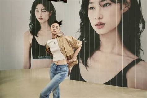 韩国女艺人郑好娟宣传照公开 身形单薄如纸片人 搜狐大视野 搜狐新闻