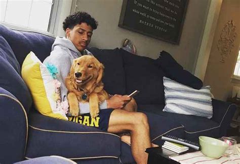 Eli Brooks Bio Career Single Age Net Worth Height Facts