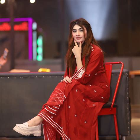 Dania Shah Official Daniashahofficial • Instagram Photos And Videos