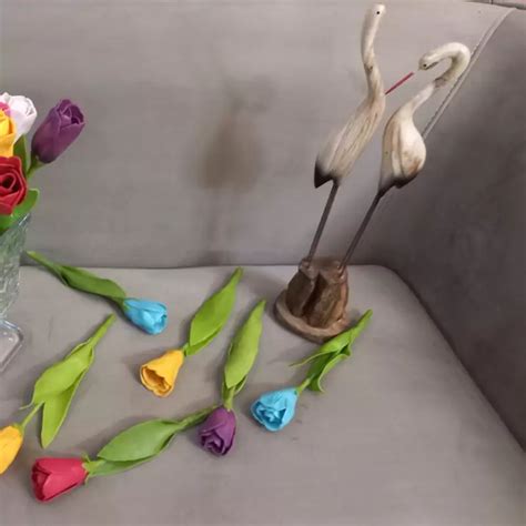 خرید و قیمت گل لاله خمیری انعطاف پذیر گل لاله گل با خمیر انعطاف گلسازی از غرفه خمیر چینی و