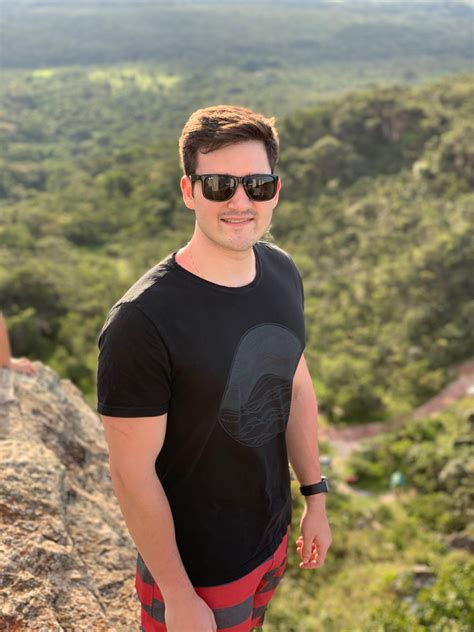 Matheus Vanzan Medium