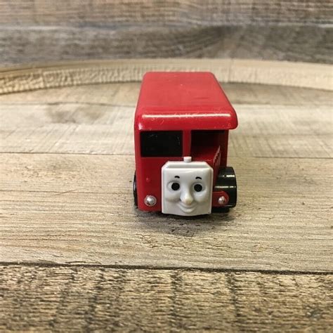 Bertie The Bus Thomas And Friends Trackmaster Motorized Train 2006 Hit Toy Works 4589042937