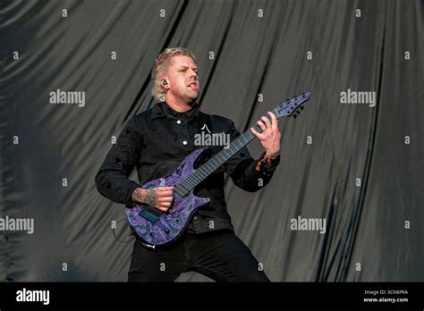Mike Stringer Of Spiritbox Performs During The Louder Than Life Music