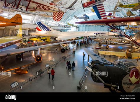 United States Virginia Herdon National Air And Space Museum Steven