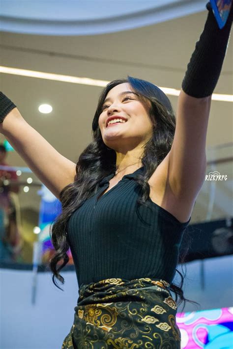 Ashel Jkt Perempuan Wanita Mode Wanita
