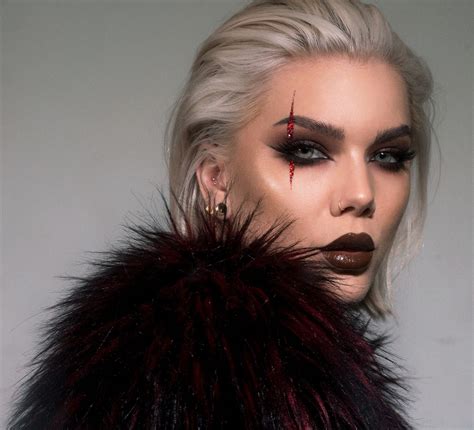 Mondays Look Disney Villain Week Scar Lindas Sminkblogg