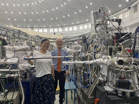 中国科学技术大学 李倩 中文主页 2023年9月欢迎stuart Parkin教授参观同步辐射实验室！
