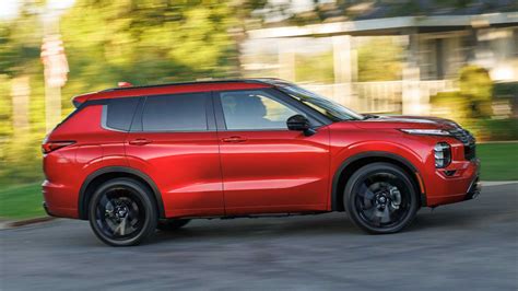2026 Nissan Rogue Phev Vs 2026 Mitsubishi Outlander Phev Three Row