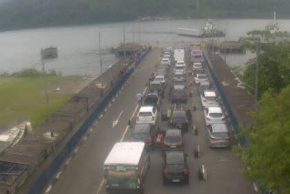 Fila De Espera Na Balsa Chega A 50 Minutos Na Travessia Entre Bertioga
