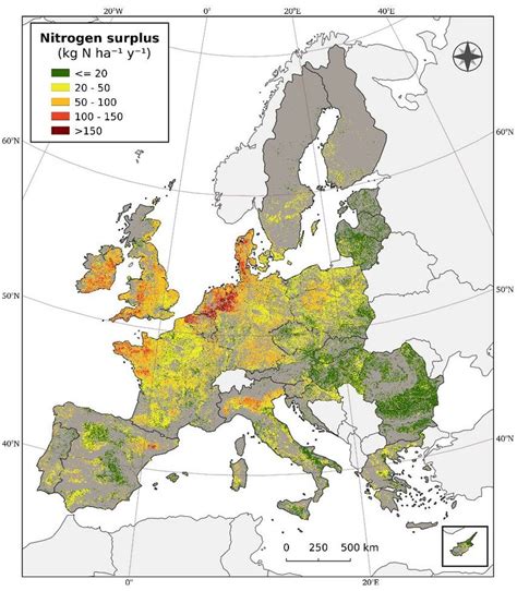 nitrogen surplus and nue at 1km 2 spatial resolution from daycent