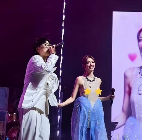 吴若希演唱会穿超短裙惹热议，态度冷漠失粉丝心，她能翻身吗？