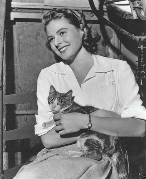 Ingrid Bergman And Cat Ingrid Bergman Style Ingrid Bergman Outfits