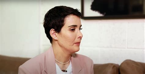 שירה איסקוב צילום מסך מידה