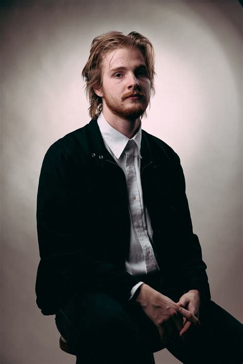 Benjamin Tiede Biografía Mejores Películas Series Imágenes Y Noticias La Vanguardia