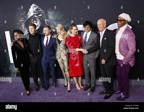 M Night Shyamalan James Mcavoy Banque De Photographies Et Dimages à