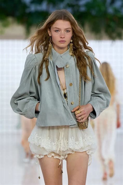 Boho Bubble Skirts Jelly Shoes Chloé Predicts The Summer 2025