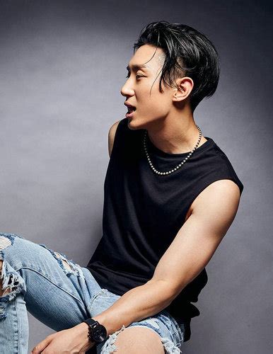 杨政曝最新写真曝光 尽显阳光元气范儿手机凤凰网