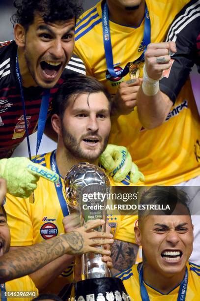 Eduardo Guzman Photos And Premium High Res Pictures Getty Images