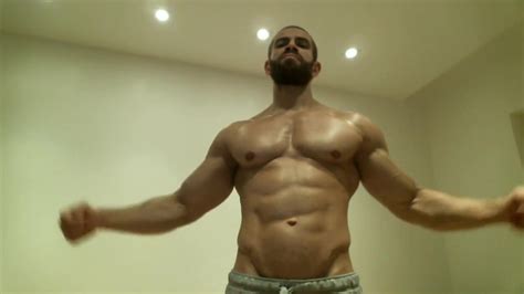 Muscle Dominant Verbal Bodybuilder