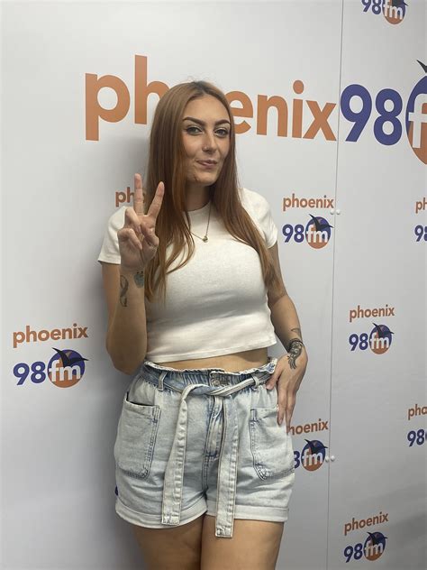 Leanne Louise Singer Songwriter Dj And Top Line Genius Phoenix Fm