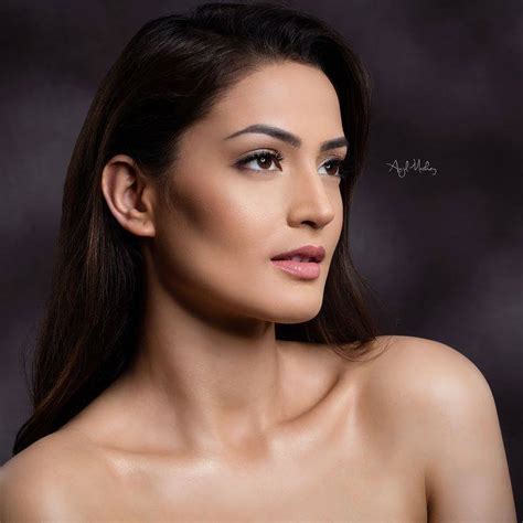 👑 Nepal Manita Devkota Miss Universe Fans