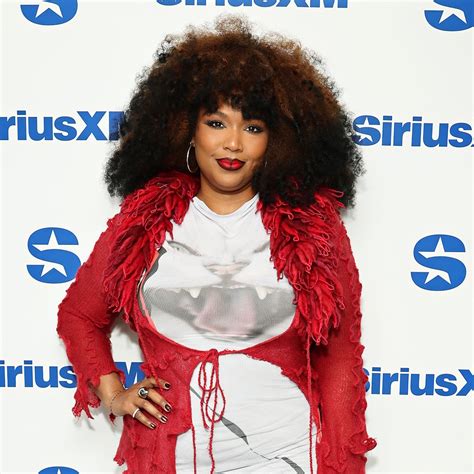 Lizzo Shows Off Weight Loss Transformation In New Photos