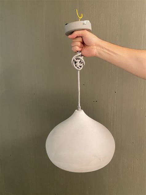 Modern Beton Ceilinh Lamp Gebraucht In Zürich Für Chf 10 Nur