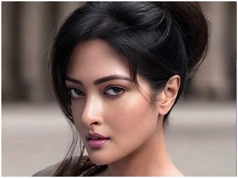 Riya Sen Controversy Mms Scandal Leaked Sensuous Photo Know Actress