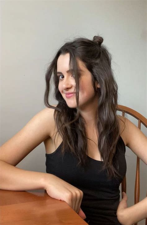 Pin De Andrew Schuricht En Laura Marano Fotos Videos Actriz Austin
