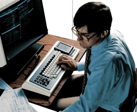 The Long Forgotten Apollo Domain Workstations Rcassettefuturism