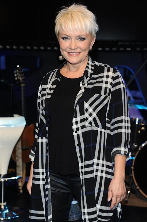 Małgorzata Ostrowska Na Zdjęciu Sprzed 40 Lat Metamorfoza Gwiazdy Plejadapl