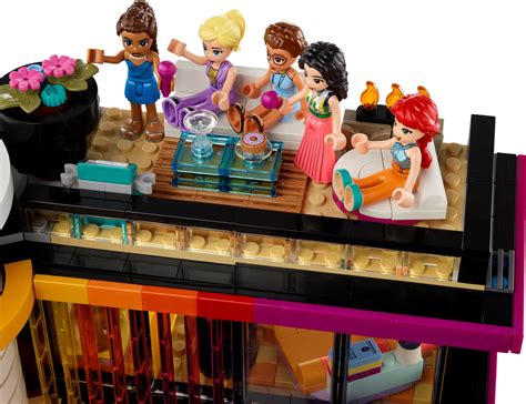 Lego Futuristic Mansion Lego Friends Andreas Modern Mansion House