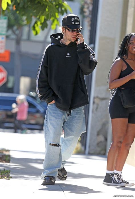 Pin De Brittany Entzminger En Biebers Style 2 Ropa Ropa De Hombre