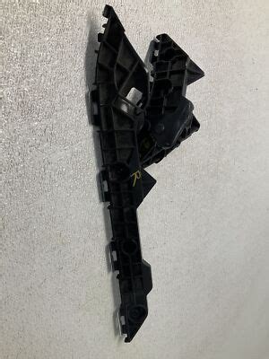 Genuine Oem Toyota 52155 02110 Passenger Rear Side Bumper Retainer 09