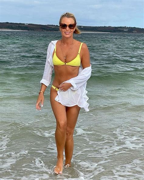Amanda Holden Looks Just Like A Bond Girl In Stunning Bikini Photo Hello