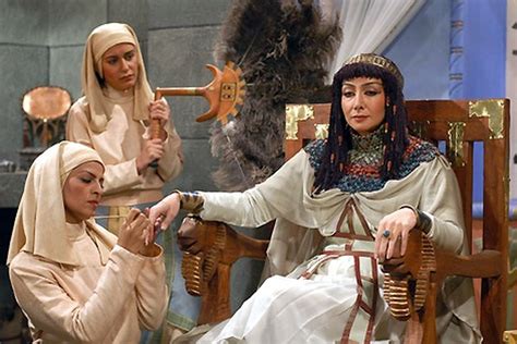 بیوگرافی و زندگی شخصی کتایون ریاحی عکس‌های خاص روزنامه هفت صبح